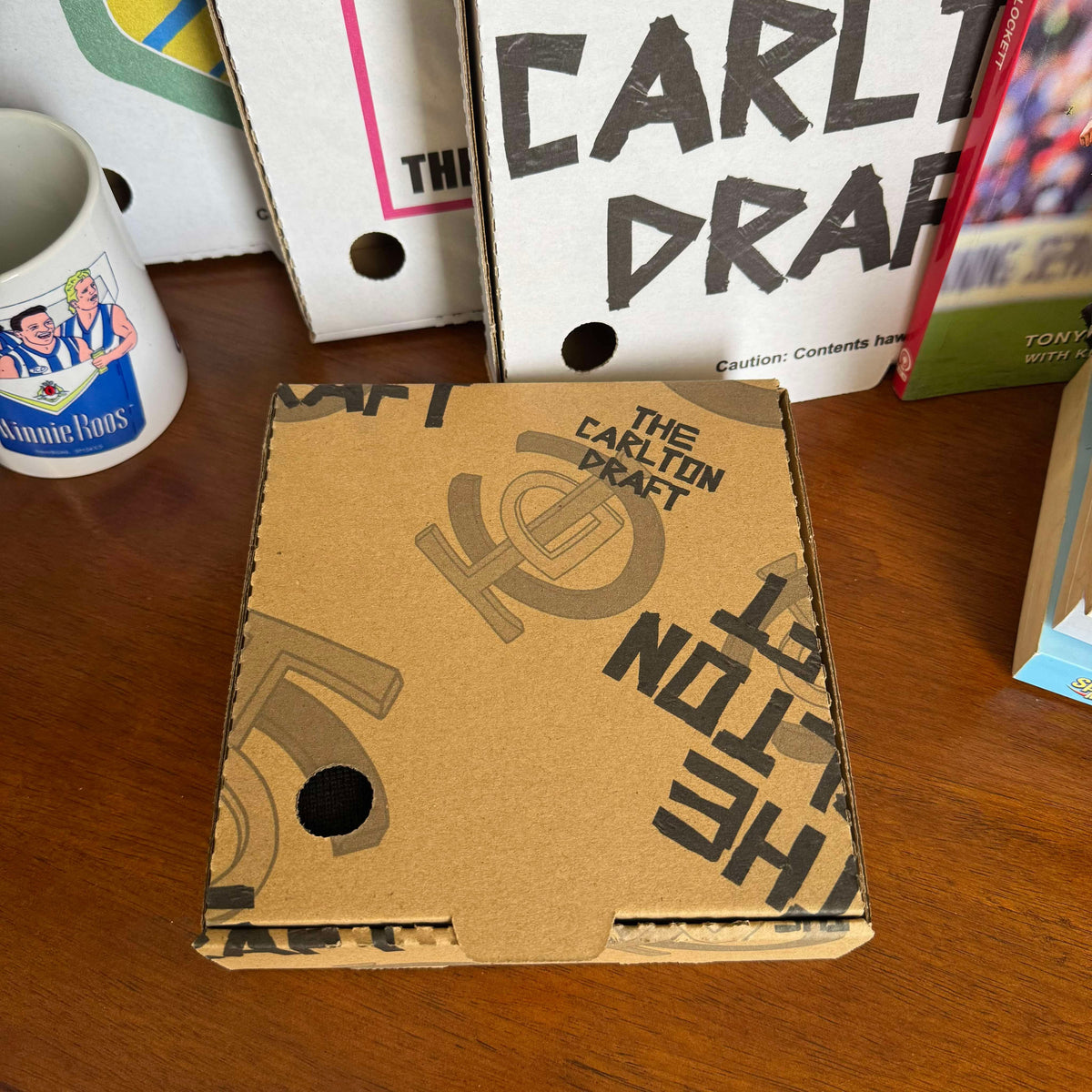 THE KING: SAINTS STYLE HOT BOX (LIMITED GIFT BOX) – The Carlton Draft
